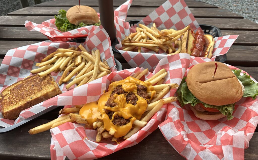 New 'Top Dog' Takes the Lead at Hot Diggity Dogs & Shakes in Bunnell ...